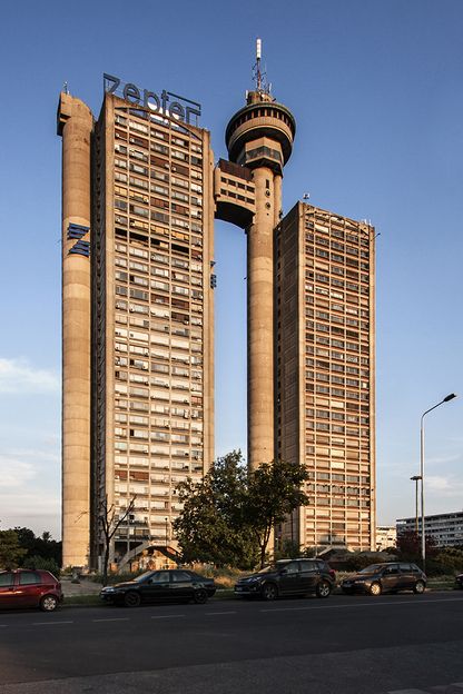 Genex Tower | Architectuul