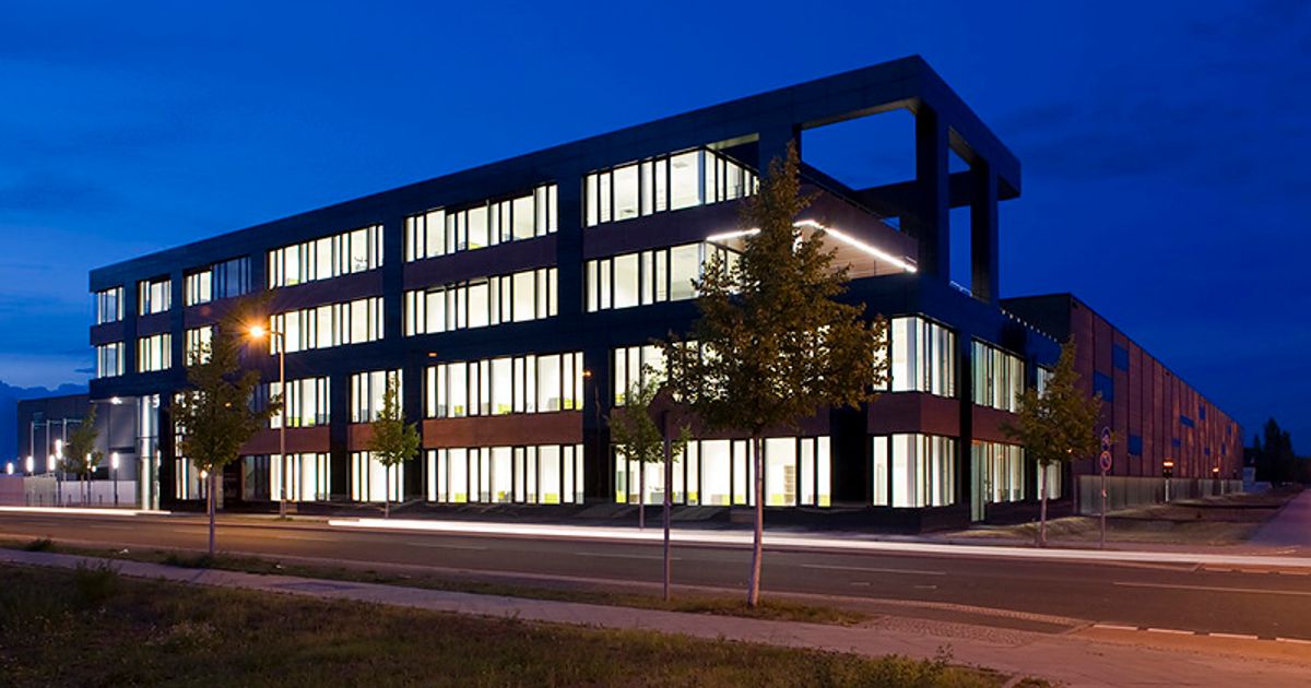 Sulfurcell Solar-fabric | Architectuul