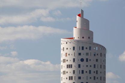 Snail Tower | Architectuul