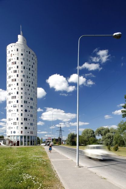 Snail Tower | Architectuul