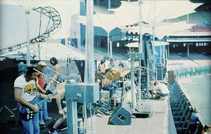 Pink Floyds Concert Stage Design | Architectuul