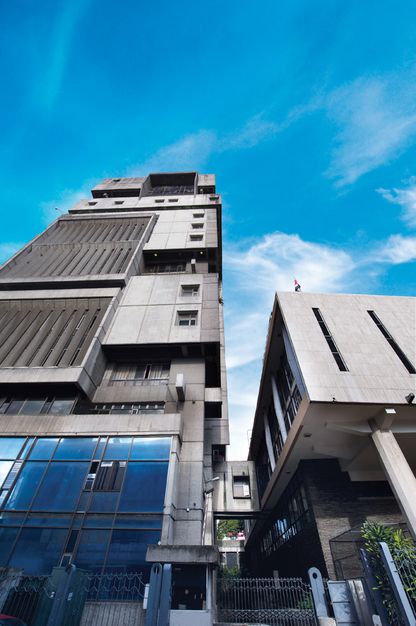 Jenaro Valverde Marin Building | Architectuul