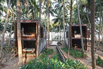 Genexis Theatre | Architectuul