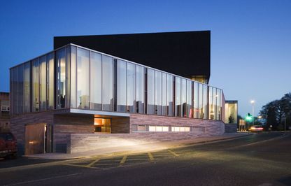 Solstice Arts Centre | Architectuul