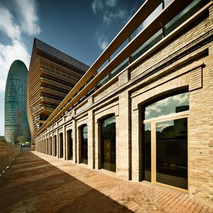 CMT Headquarter | Architectuul