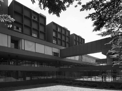 IBM Education Center | Architectuul