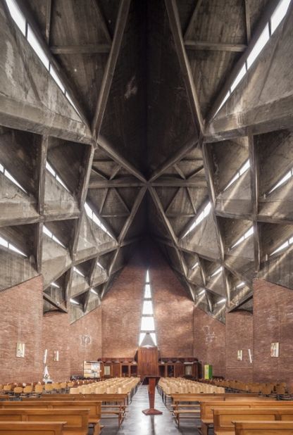 Church of Jesus the Redeemer | Architectuul
