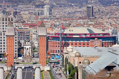 Las Arenas | Architectuul