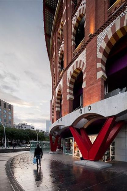Las Arenas | Architectuul
