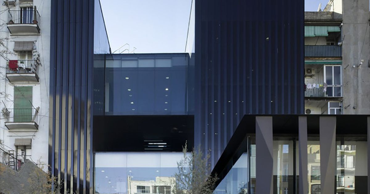 Sant Antoni - Joan Oliver Library | Architectuul