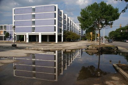 Dover Sun House | Architectuul
