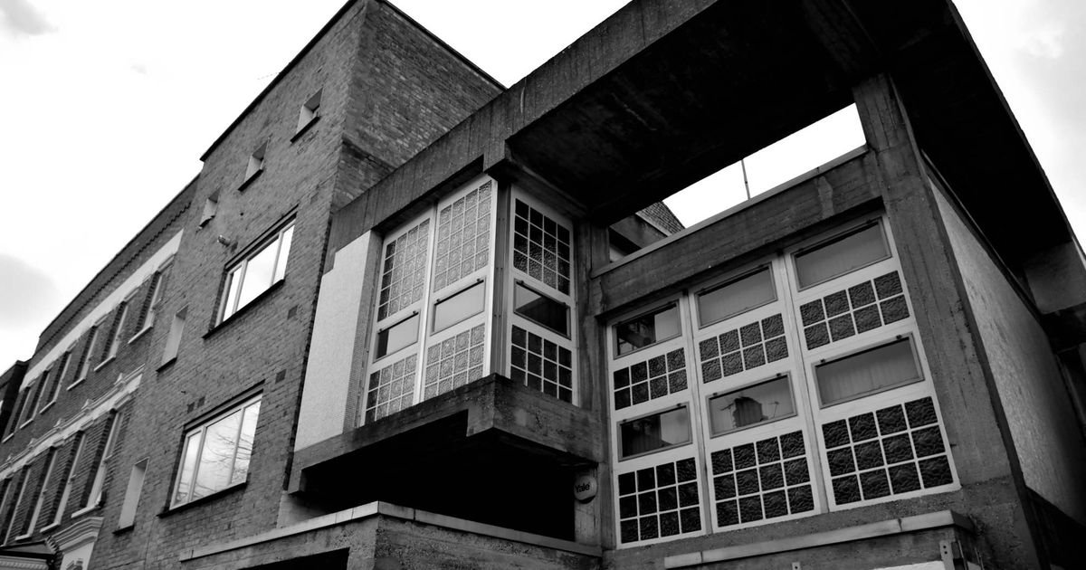 Housden House | Architectuul