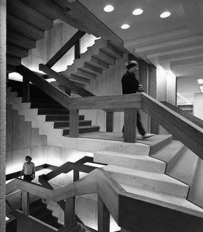 The Joseph Regenstein Library | Architectuul