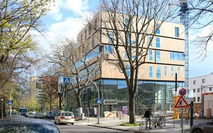 The SOS Education And Meeting Centre | Architectuul