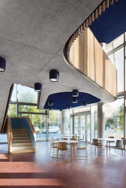 The SOS Education And Meeting Centre | Architectuul