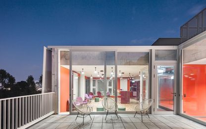 The SOS Education And Meeting Centre | Architectuul