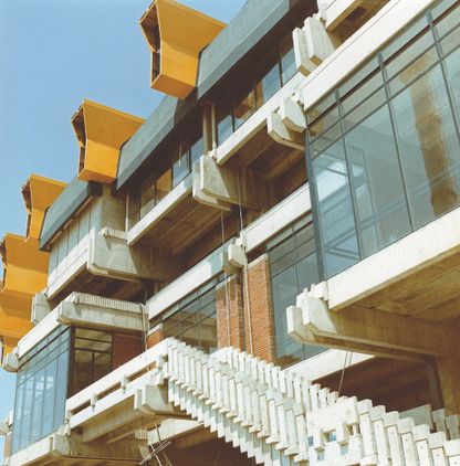 Pionir Sports Hall | Architectuul