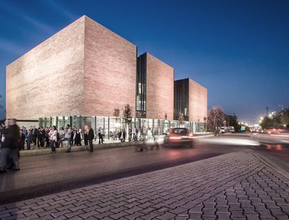 Byblos Town Hall | Architectuul