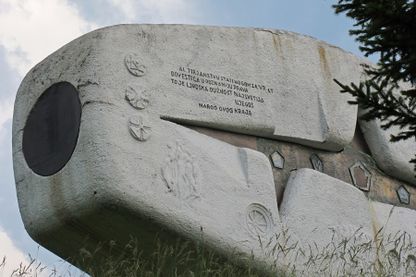 Monument Vogosca | Architectuul