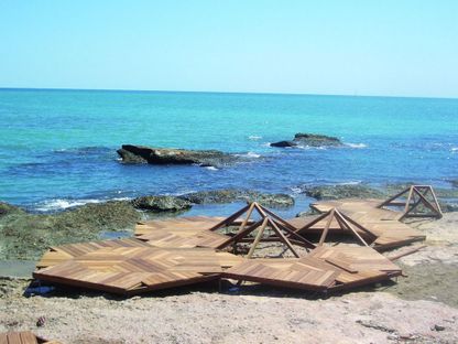 Wood Beach | Architectuul