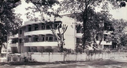The Senanayake Flats | Architectuul