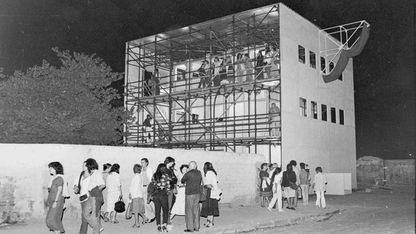 Pirelli Workers Canteen | Architectuul