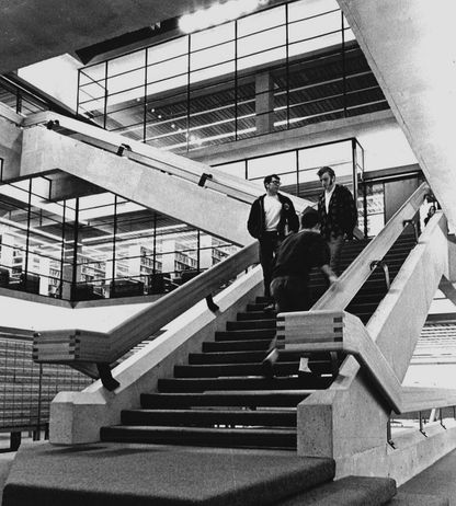 The Bata Library | Architectuul