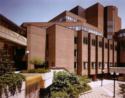Pavillon Hubert-Aquin UQAM | Architectuul