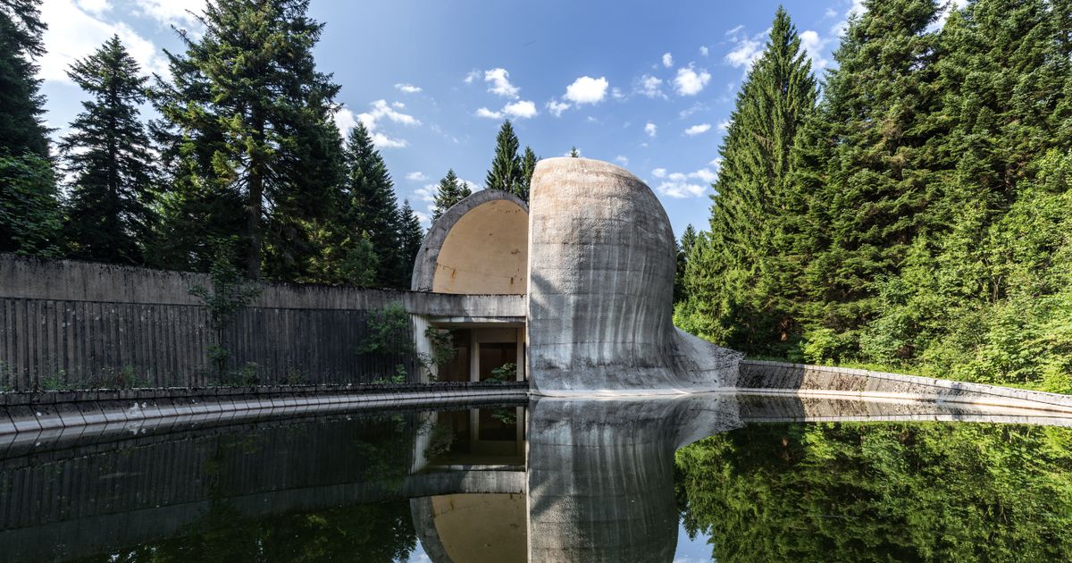 Monument to the Bosanska Krajina Partisan Hospital | Architectuul