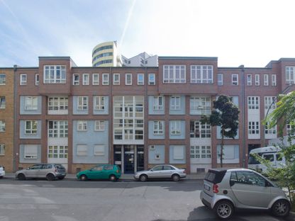 IBA Block 2 | Architectuul