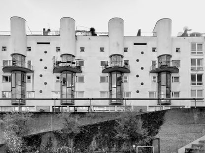 IBA Block 4 | Architectuul