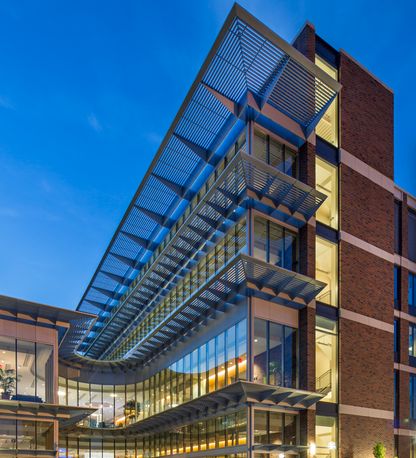 AT&T Long Lines Building | Architectuul