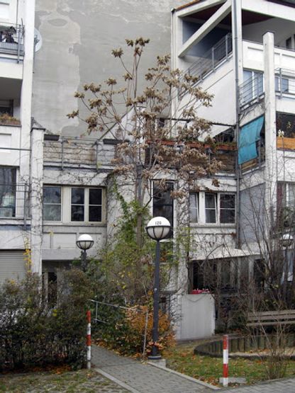 IBA Block 9 | Architectuul