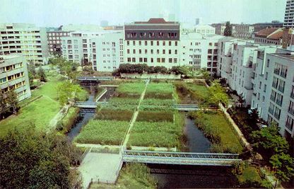 IBA Block 6 | Architectuul