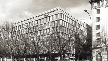 IBM Office Building | Architectuul