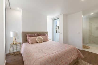 Middle Plan | Architectuul