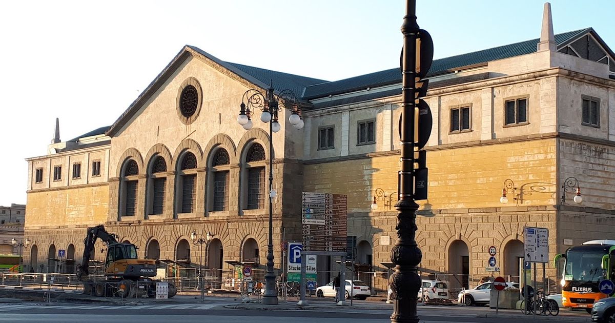 Auto Terminal Silos | Architectuul